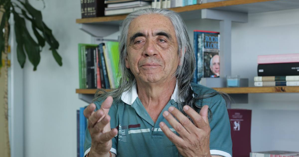 Germán Salazar: el maestro del grabado que cuenta historias con su arte en Manizales